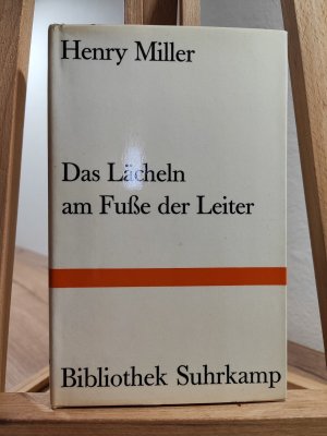„Das Lächeln am Fuße der Leiter Bibliothek Suhrkamp 198“ – Bücher ...
