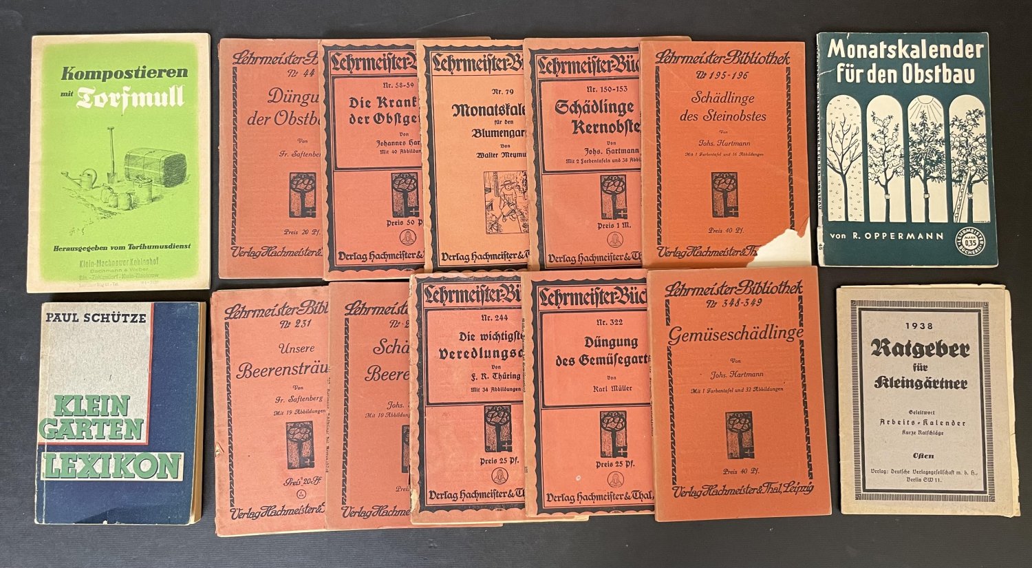 „10 Kleinschriften zum Thema Gartenbau Düngung der Obstbäume Saftenberg ...