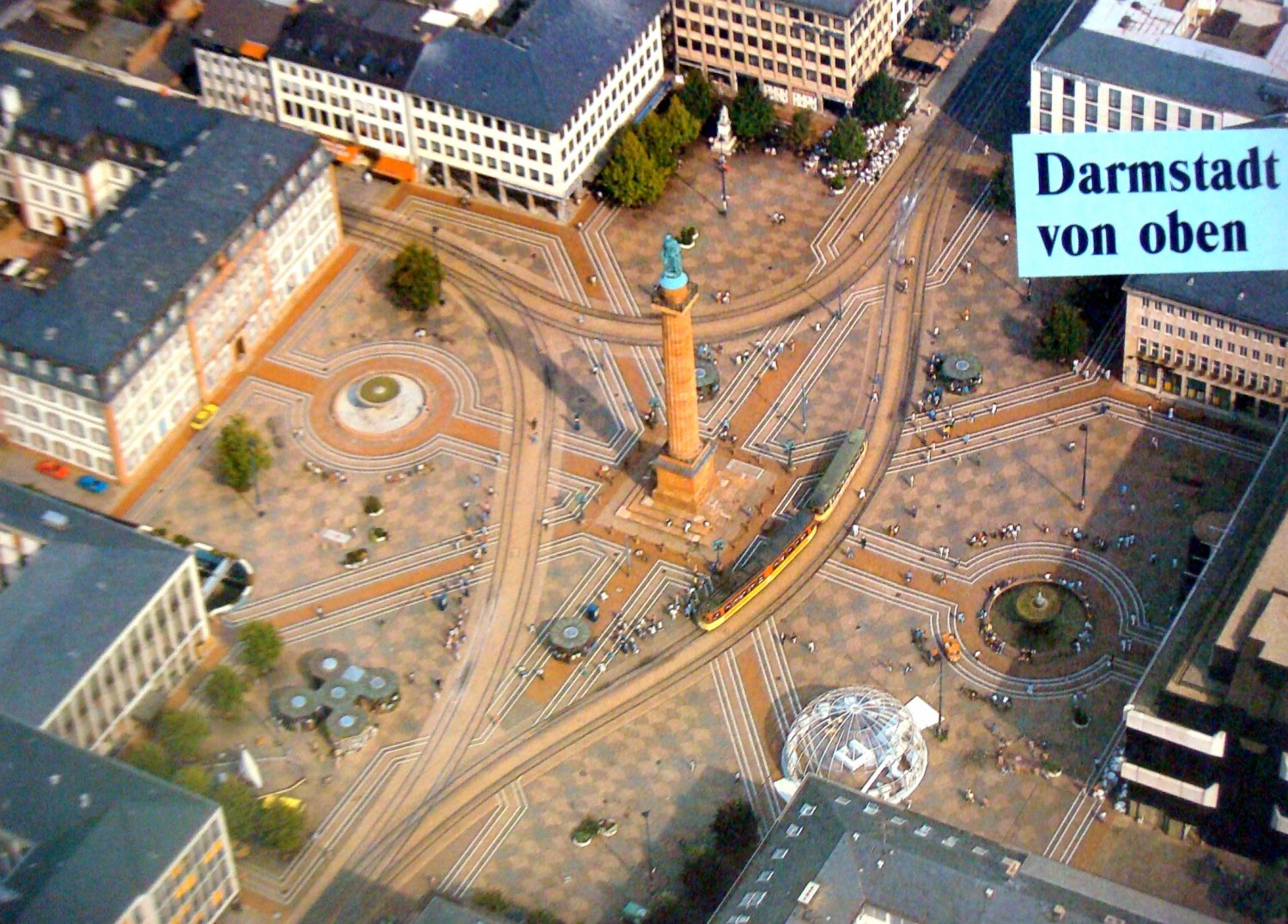 „Darmstadt von oben : Luftaufnahmen aus d.“ (Hensel Bert und Ernst ...