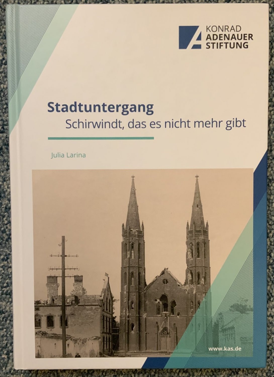 „Julia Larina“ – Bücher Erstausgabe kaufen