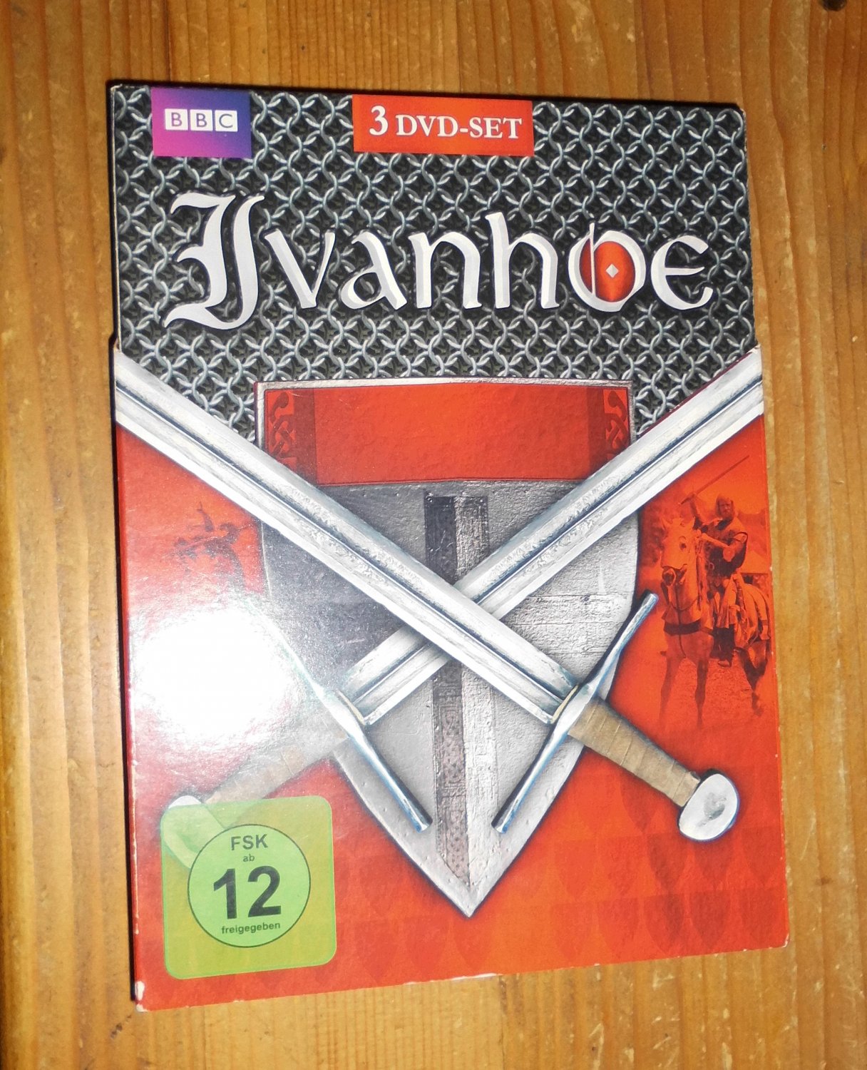 „Ivanhoe, 3 DVD Set“ – Film gebraucht kaufen – A02Aol4b11ZZm