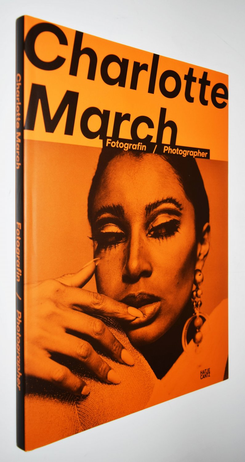 „Charlotte March Fotografin / Photographer“ – Bücher gebraucht ...