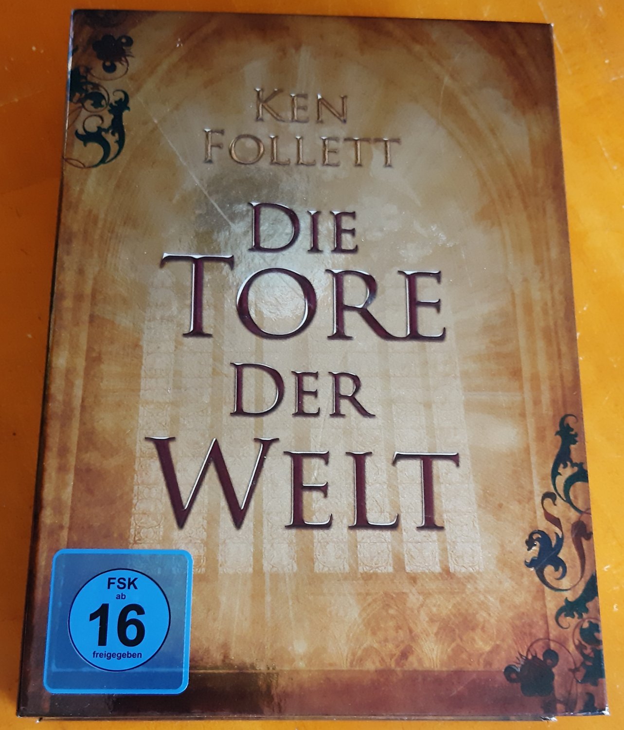 „Ken Follett - Die Tore der Welt“ – Film gebraucht kaufen – A02CQH1811ZZM