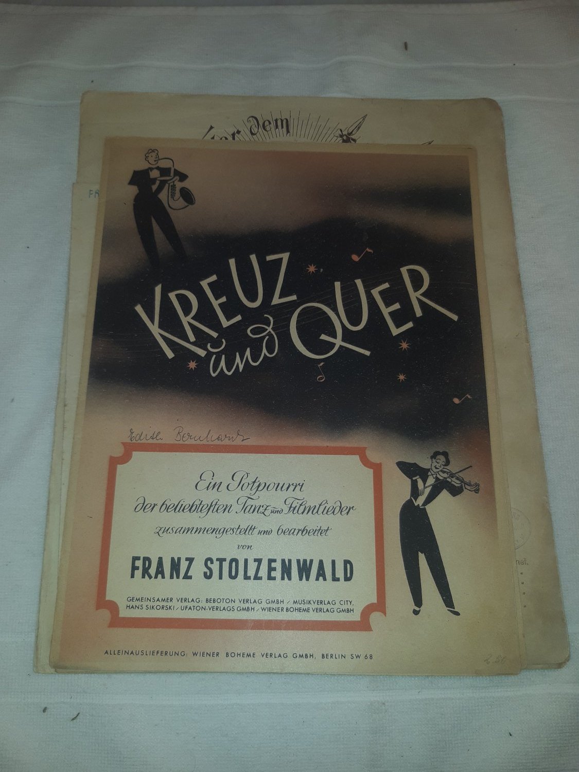 „Kreutz und Quer - Ein Potpourri der beliebtesten Tanz und Filmlieder ...