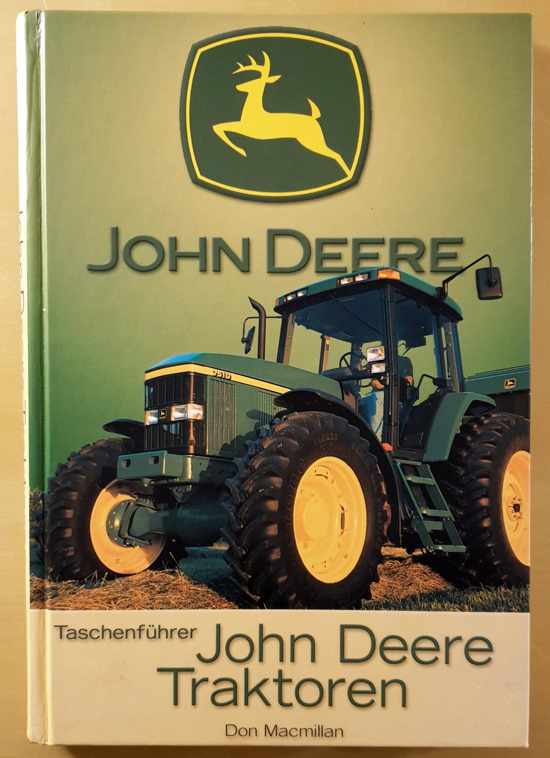 ISBN 3769006313 "John Deere Traktoren – Taschenführer" – gebraucht ...