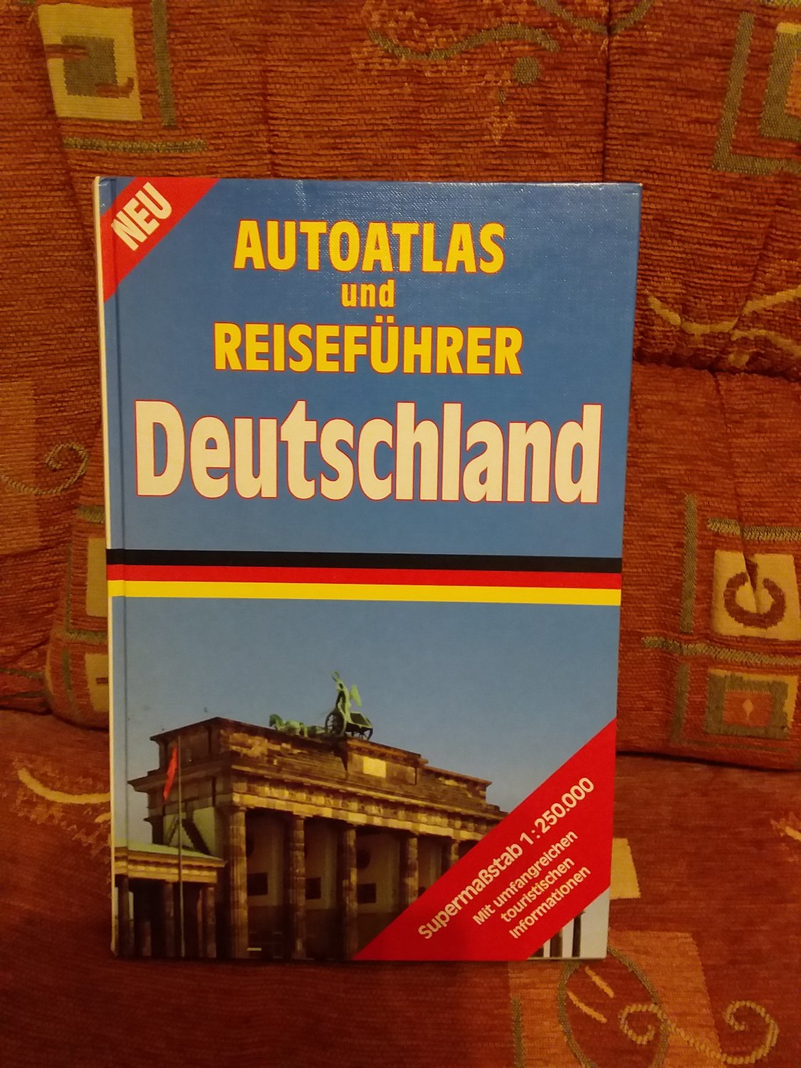ISBN 3884956388 "Grosser Autoatlas Deutschland - Mit Reiseführer. 1:250000" – gebraucht ...