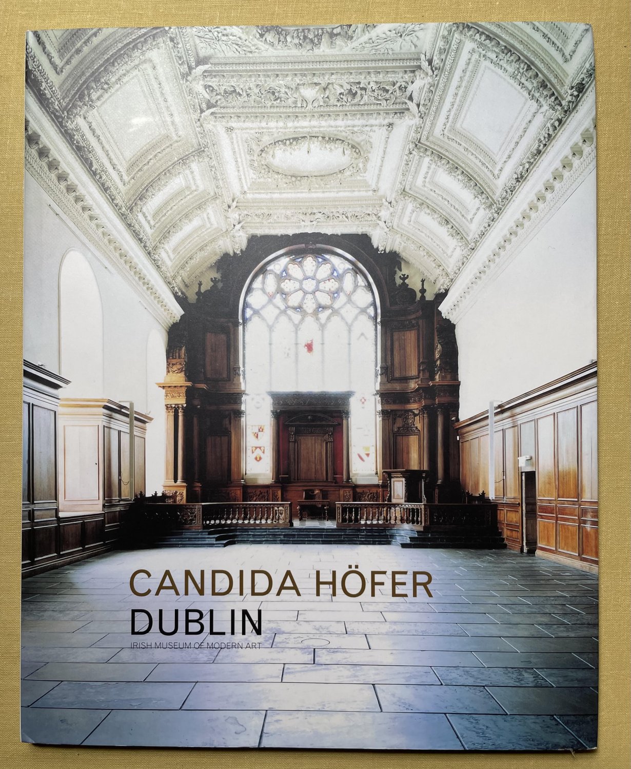 „Dublin.“ (Candida Höfer) – Buch Erstausgabe kaufen – A02J8UYE01ZZw