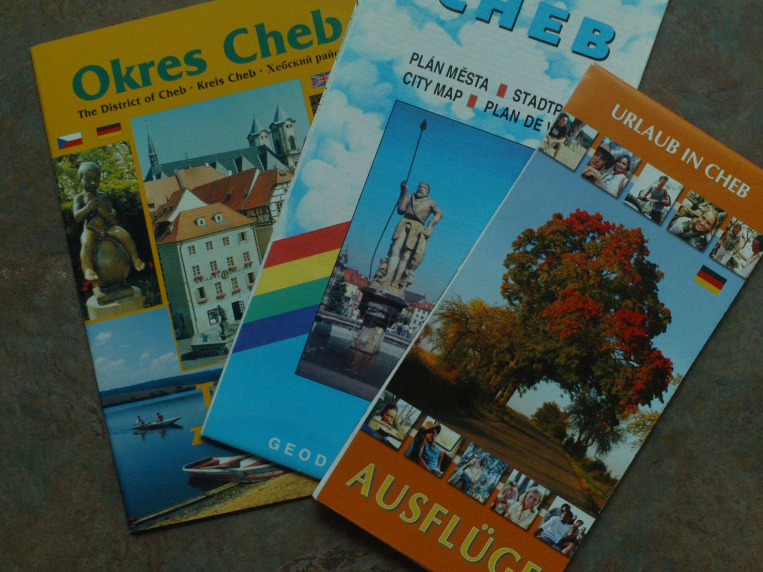 „Konglomerat Stadtplan, Infoheft, Ausflugstipps Cheb “ – Buch gebraucht kaufen – A02MSV4X01ZZt