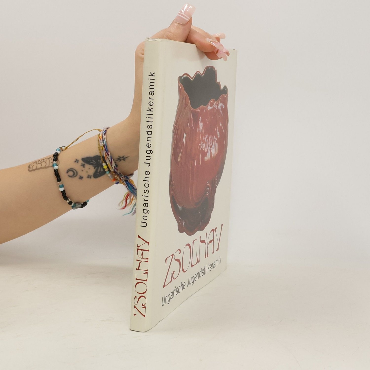 „Zsolnay, ungarische Jugendstilkeramik“ (Éva Csenkey) – Buch gebraucht ...