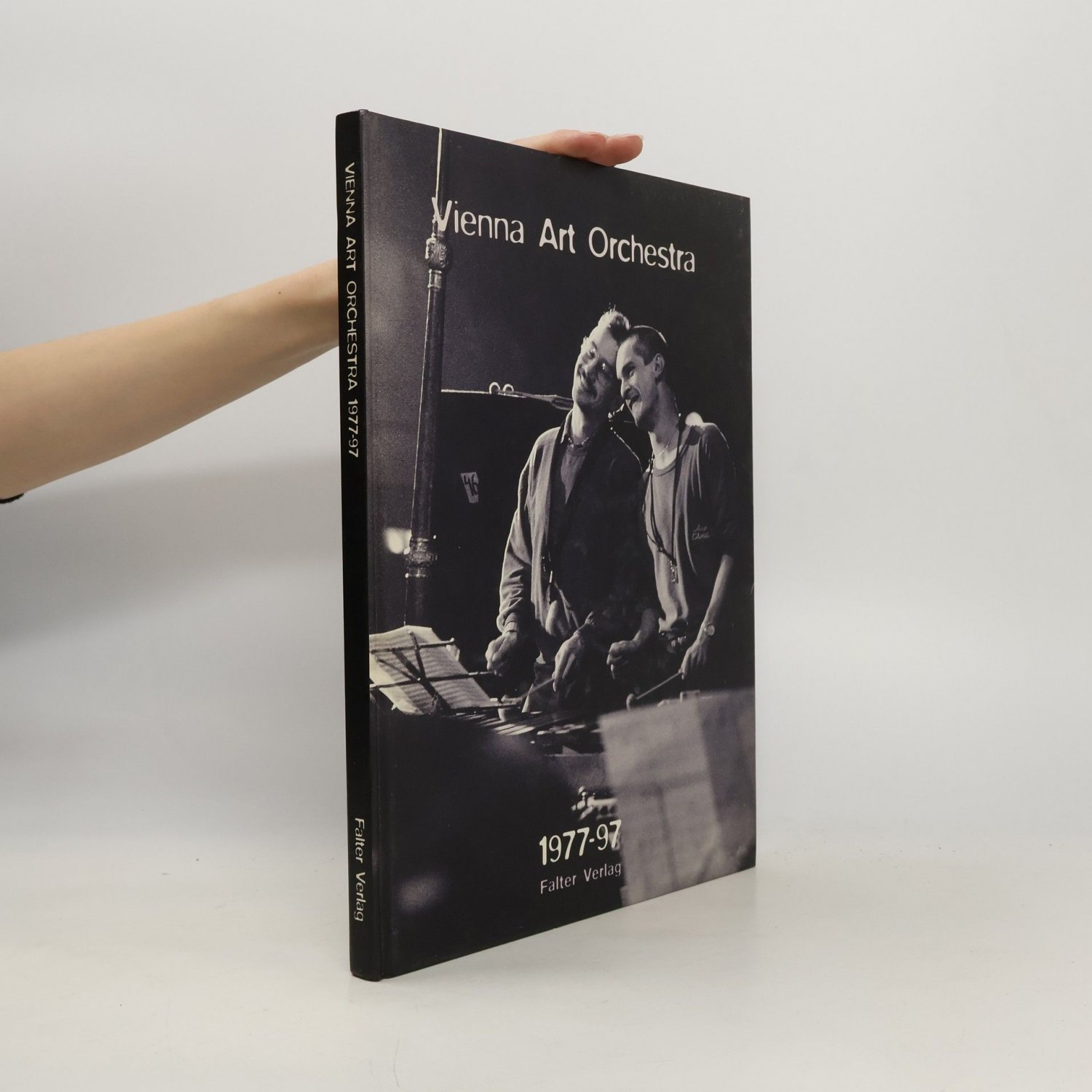 „Vienna Art Orchestra“ – Bücher gebraucht, antiquarisch & neu kaufen